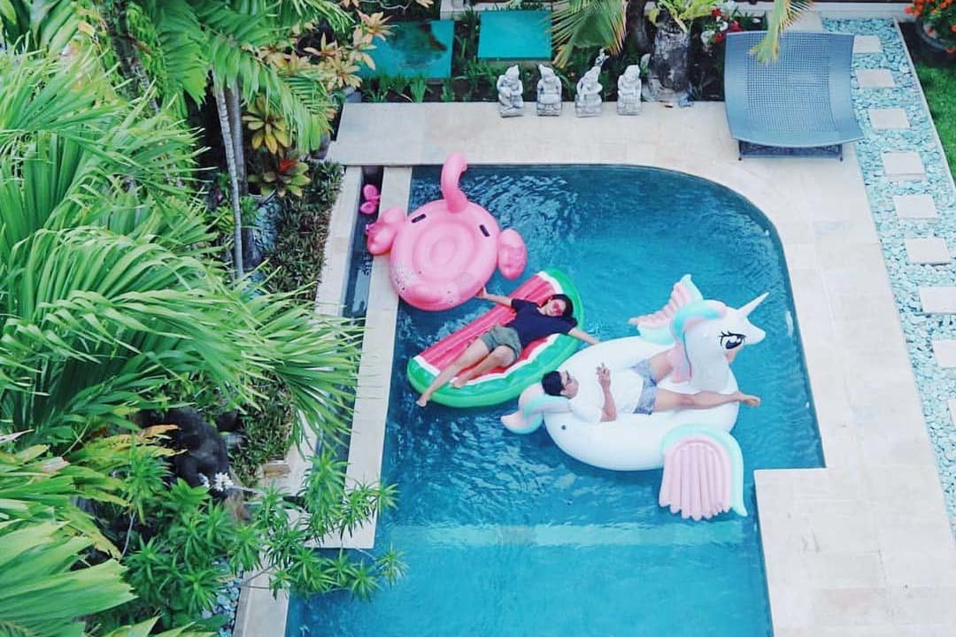 Floaties Bali Rental - Harga Termurah di Korina Tour