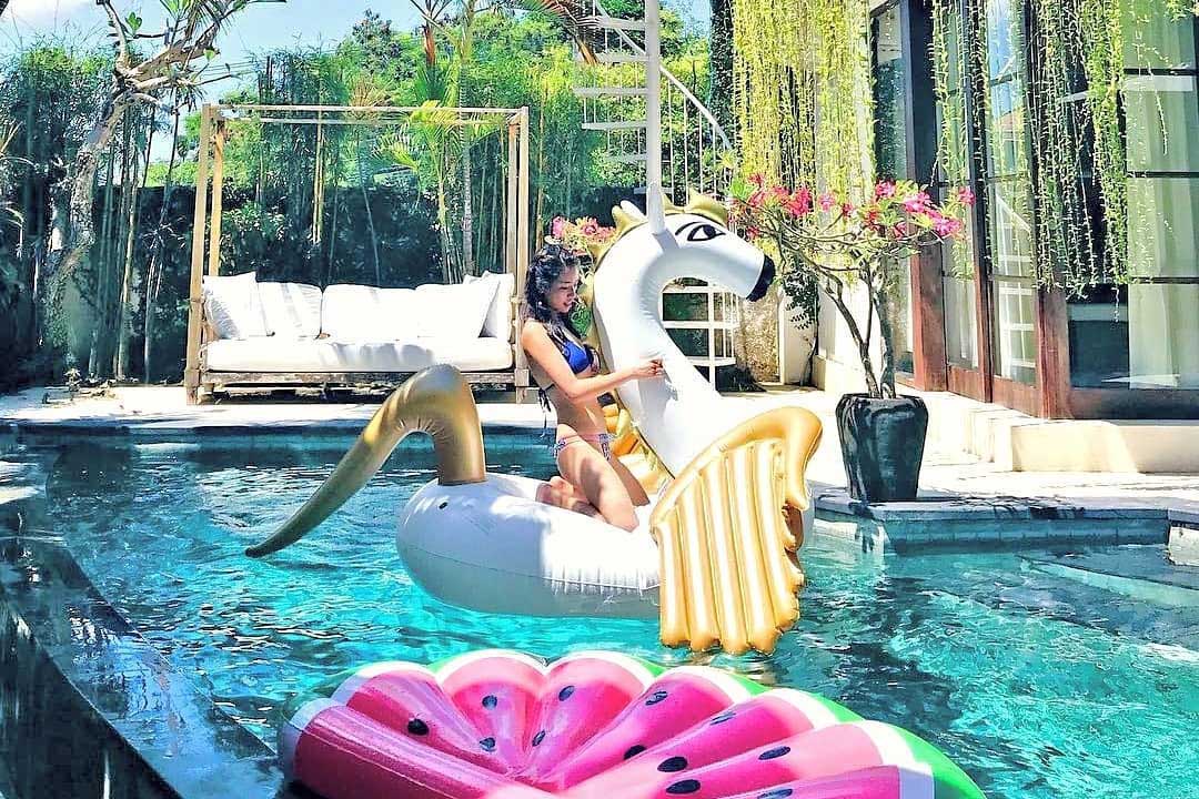 Floaties Bali Rental - Harga Termurah di Korina Tour
